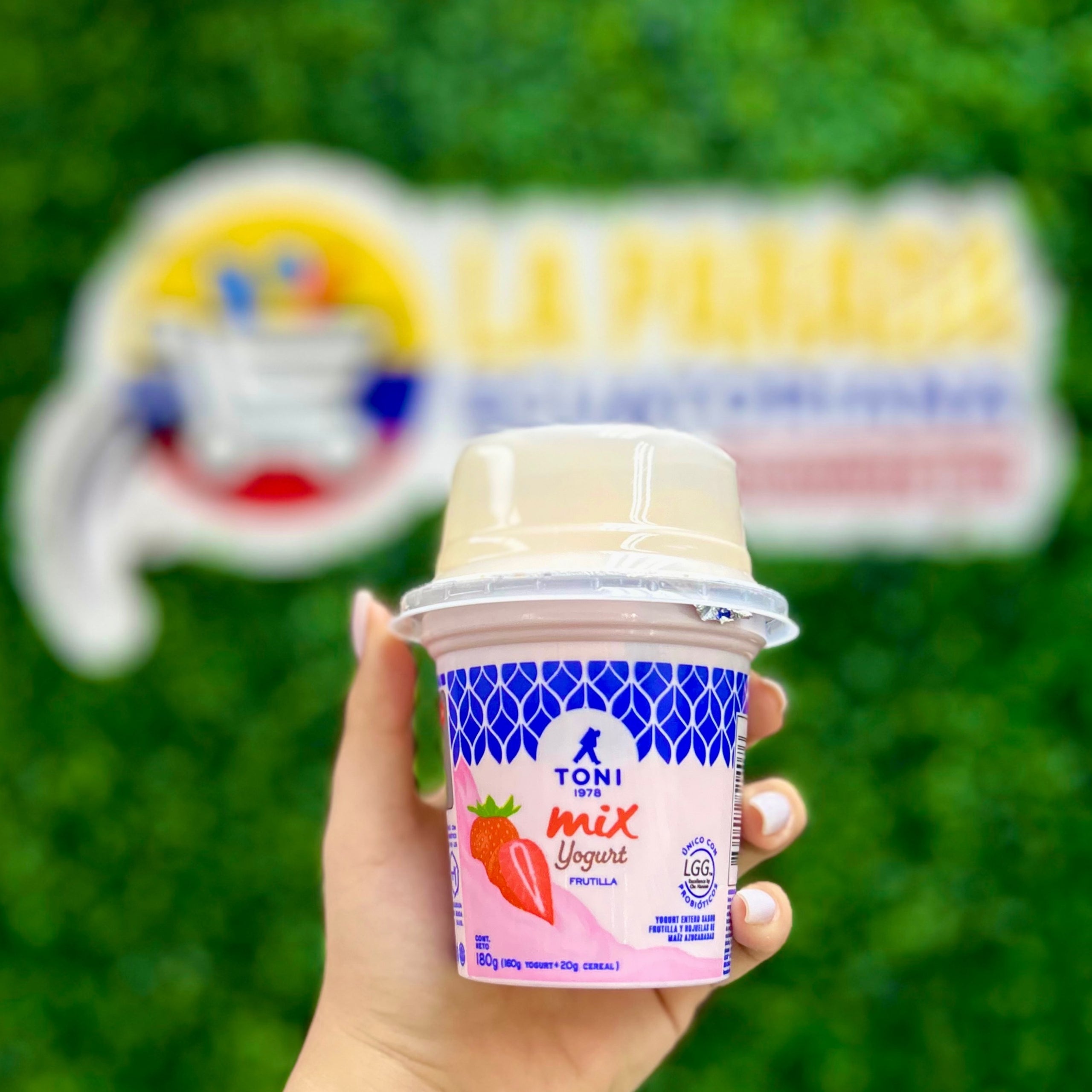 Toni Mix | La Parada Ecuatoriana