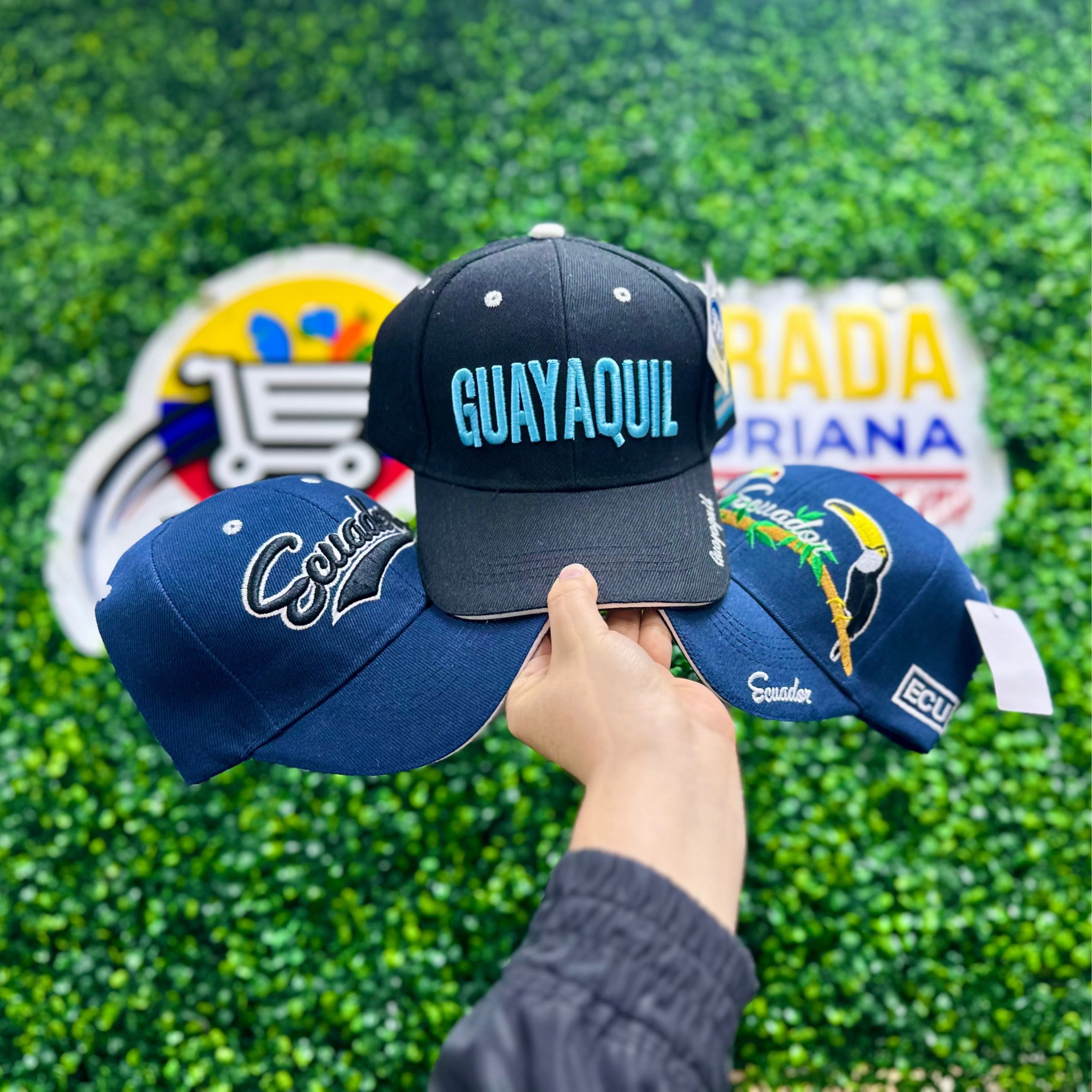 Gorras Bordadas Ecuador | La Parada Ecuatoriana